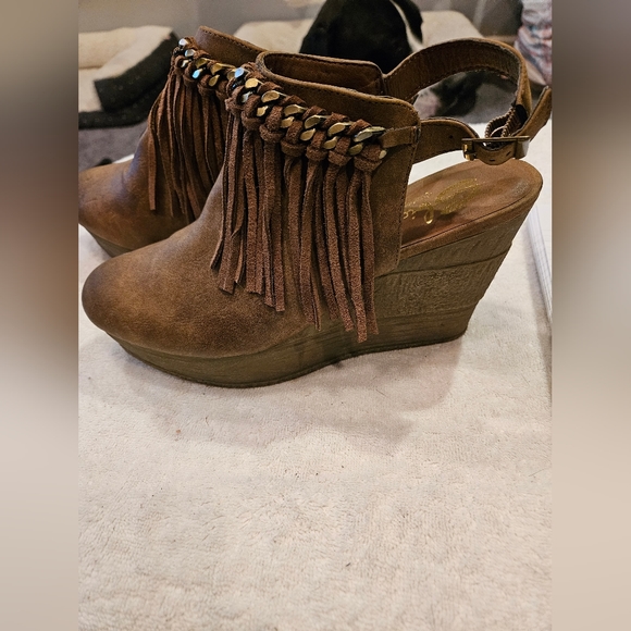 Sbicca | Shoes | Sbicca Wedge Heels | Poshmark